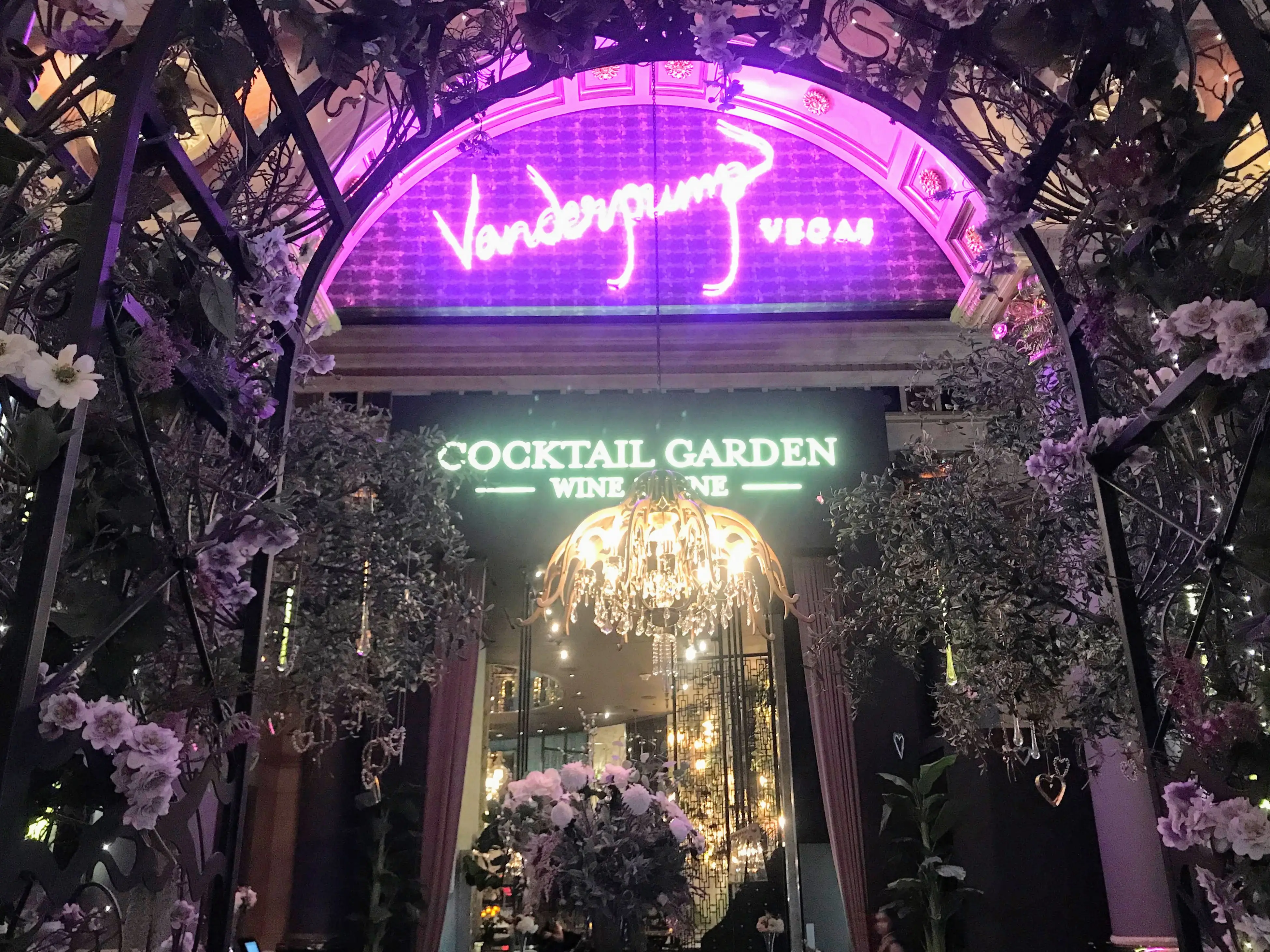 Diamond Status Through 2023! Caesars Status Match : Bougie Miles