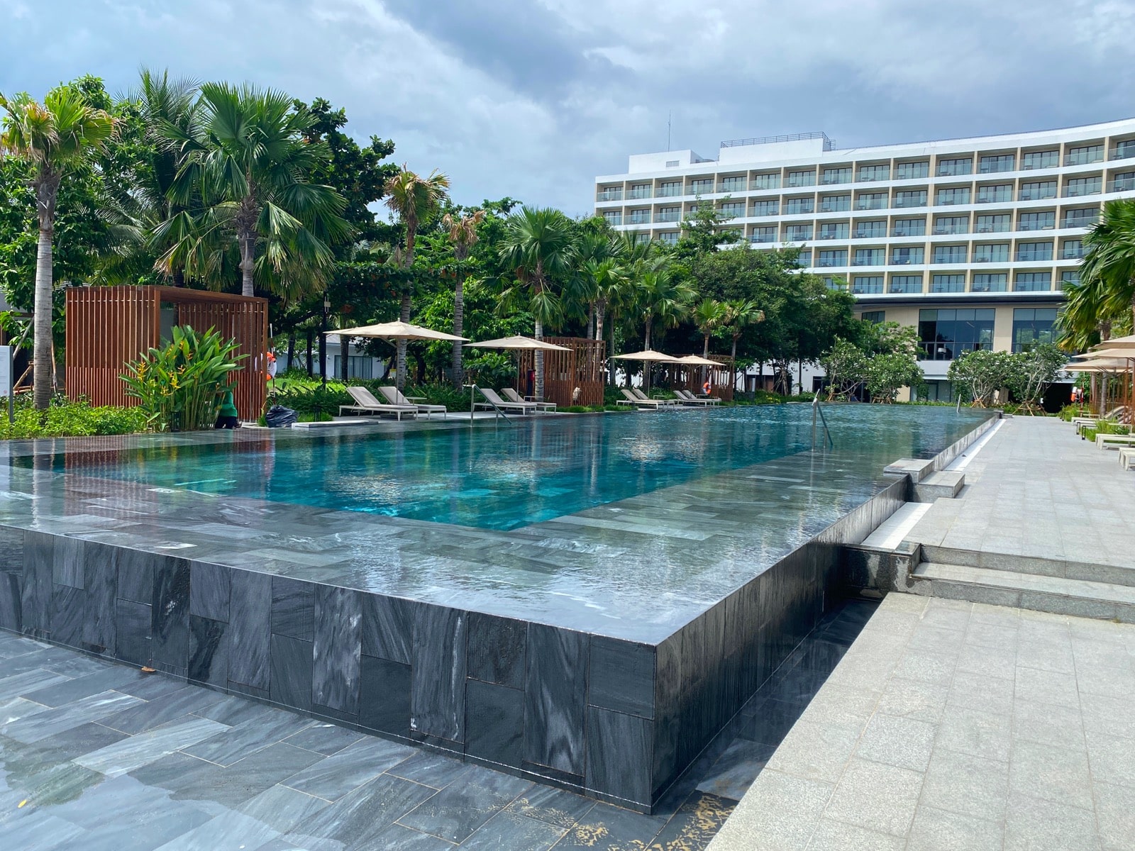 IHG One Rewards Guide: A Solid Alternative to Hilton and Marriott